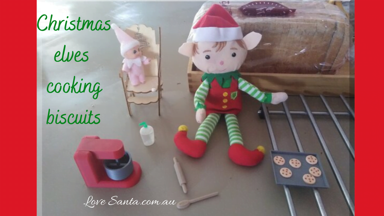 Christmas elves cooking biscuits | Love Santa